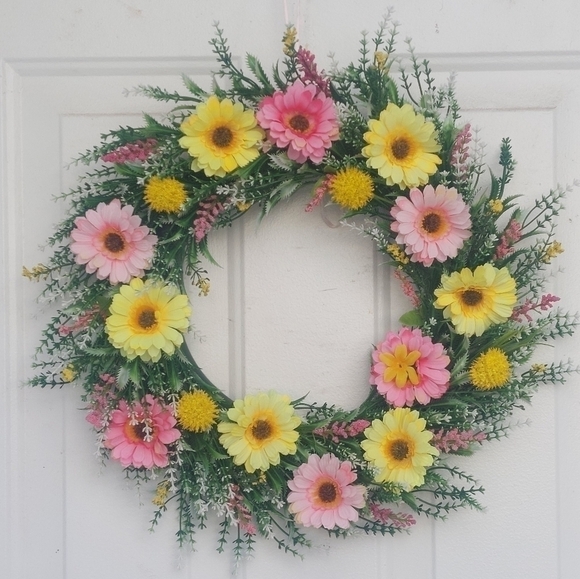 Handmade | Accents | Handmade Spring Wreath | Poshmark